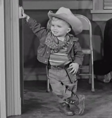 Leon | Mayberry Wiki | Fandom