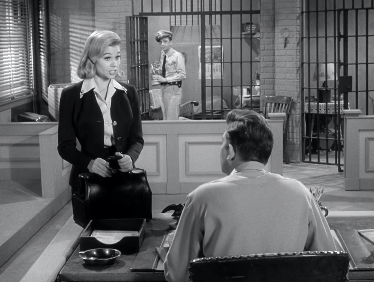 Three's a Crowd | Mayberry Wiki | Fandom