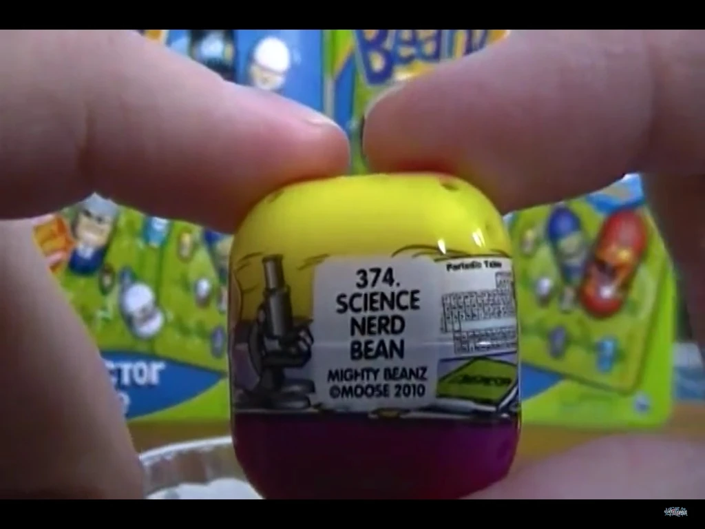 Science nerd bean | Beanpedia, The Mighty Beanz Wiki | Fandom