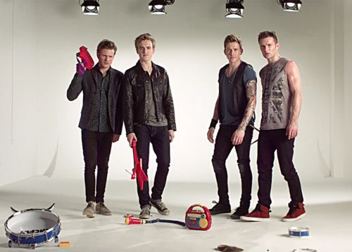 McFLY on the Wall | The McFLY Spain Wiki | Fandom