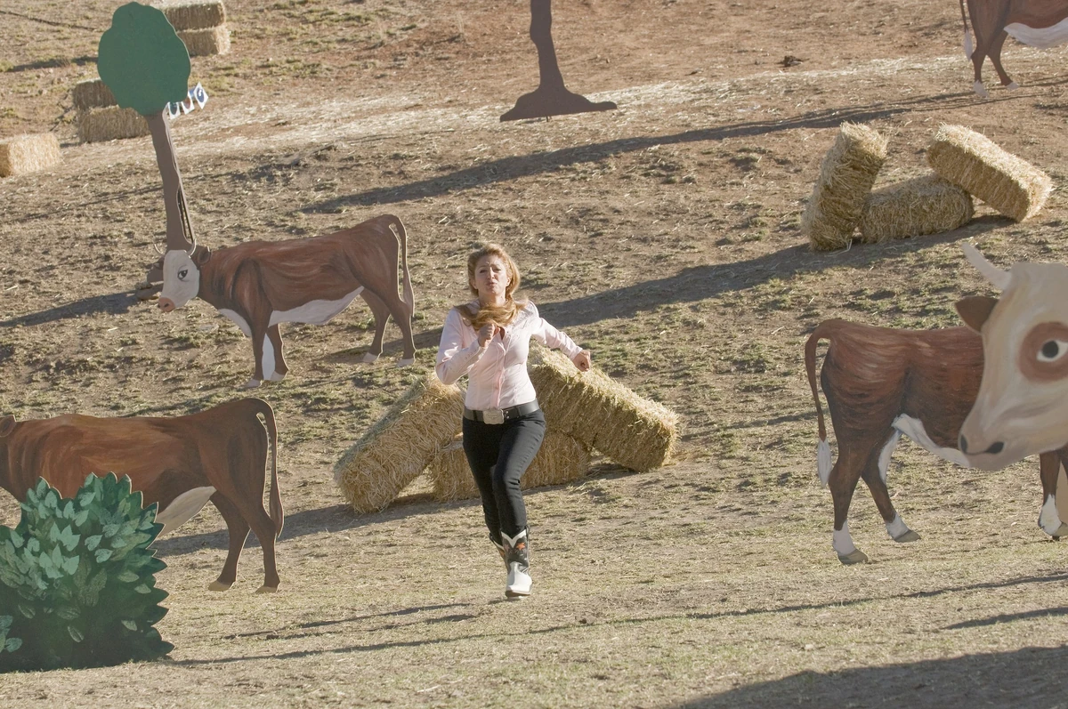 The Show Must Go On | McLeod's Daughters Wiki | Fandom