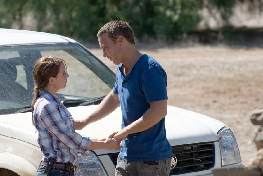 On the Prowl | McLeod's Daughters Wiki | Fandom