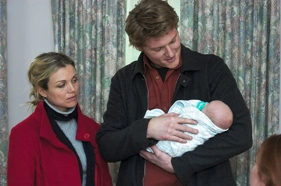 Twice Bitten | McLeod's Daughters Wiki | Fandom