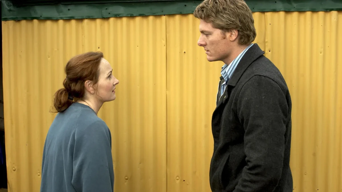 No Man's Land | McLeod's Daughters Wiki | Fandom