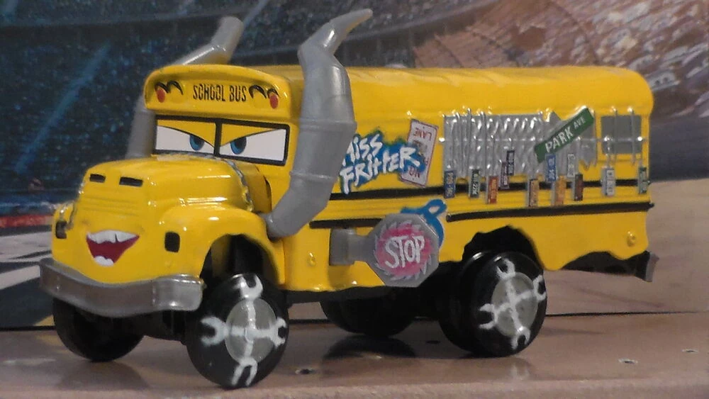 Miss Fritter | McQueen and Friends Wiki | Fandom