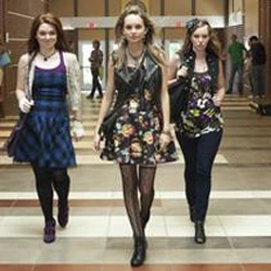 Mean Girls 2 Outfits