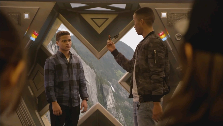 Versus The Betrayal | MECH-X4 Wiki | Fandom