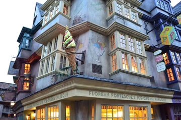 Florean Fortescue's Ice Cream Parlour | Medieval Hogwarts Roleplay Wiki ...