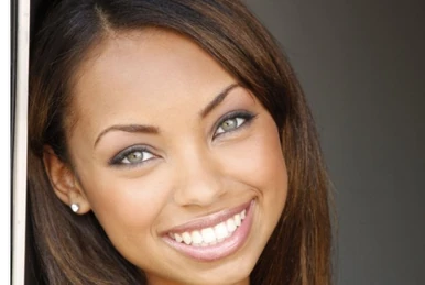 Brianne Gould Meet The Browns