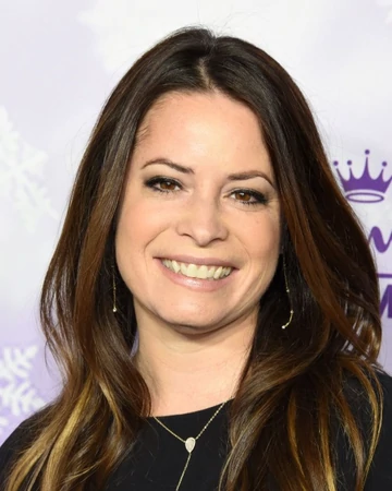 Piper Halliwell | Mega Charmed Series Wiki | Fandom