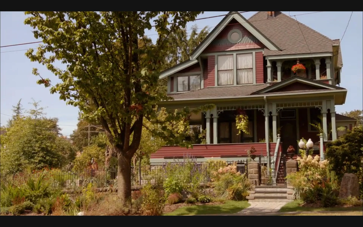 Halliwell Manor, Seattle | Mega Charmed Series Wiki | Fandom
