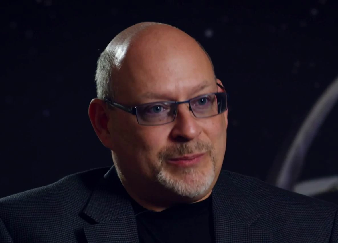 Ian Spelling | Memory Alpha | Fandom