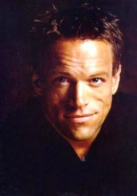 Brian Thompson | Memory Alpha | Fandom