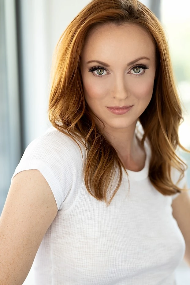 Fiona Vroom | Memory Alpha | Fandom