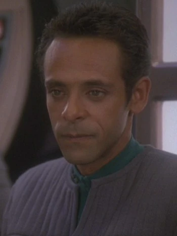 Julian Bashir | Memory Alpha | Fandom