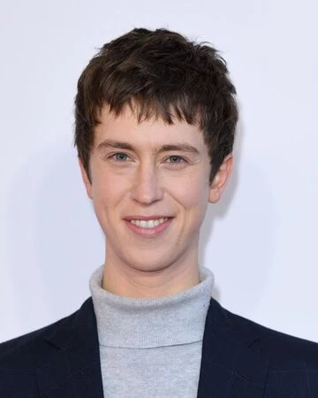 Angus Imrie | Memory Alpha | Fandom