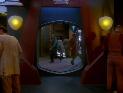 Quark's bar | Memory Alpha | Fandom