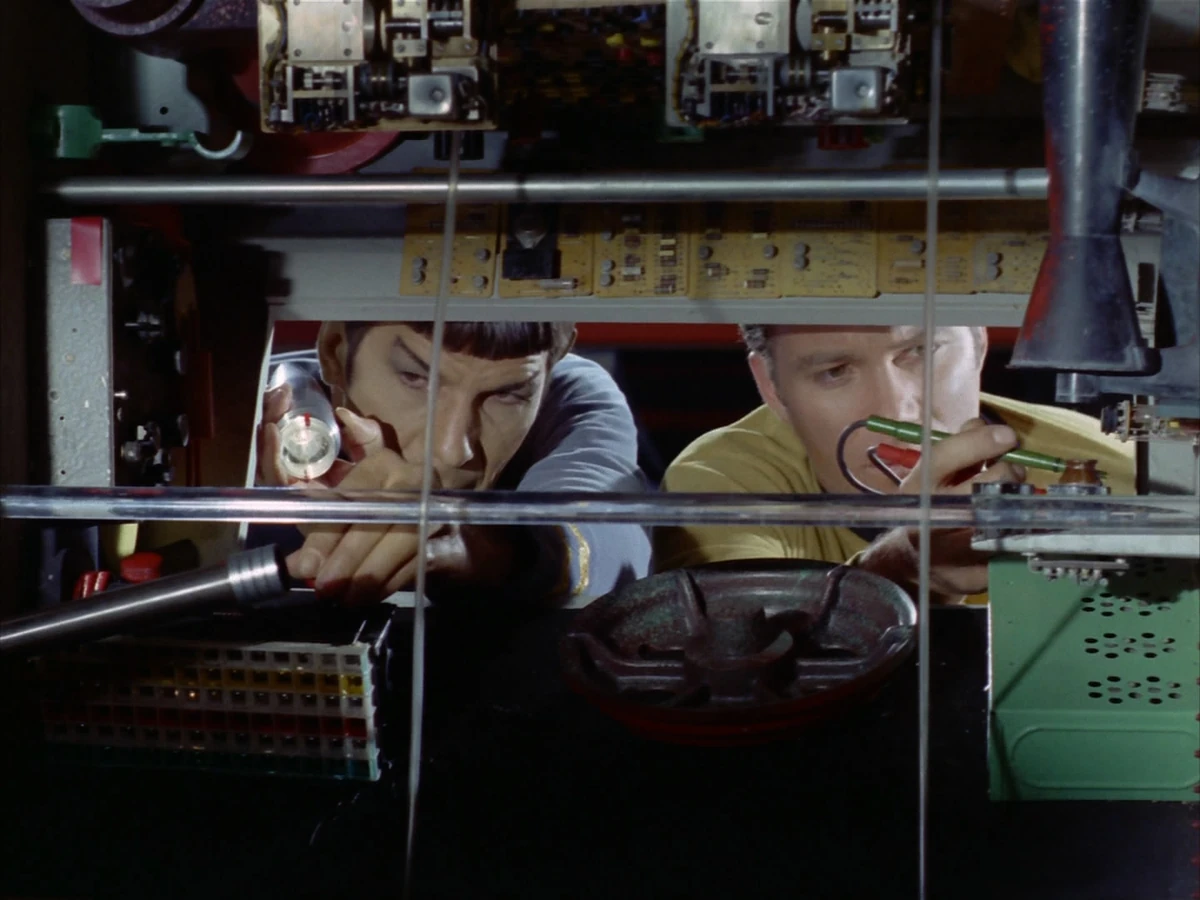 Subsonic transmitter | Memory Alpha | Fandom