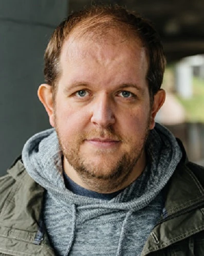 Dominic Burgess | Memory Alpha | Fandom