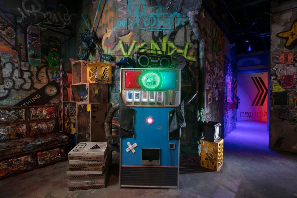 VEND-L | Meow Wolf Wiki | Fandom