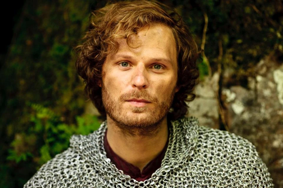 Leon's Wardrobe | Merlin Wiki | Fandom