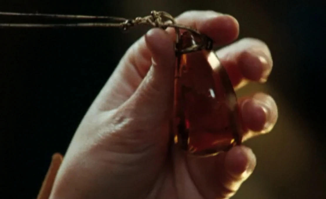 Mary Collins's Necklace | Merlin Wiki | Fandom