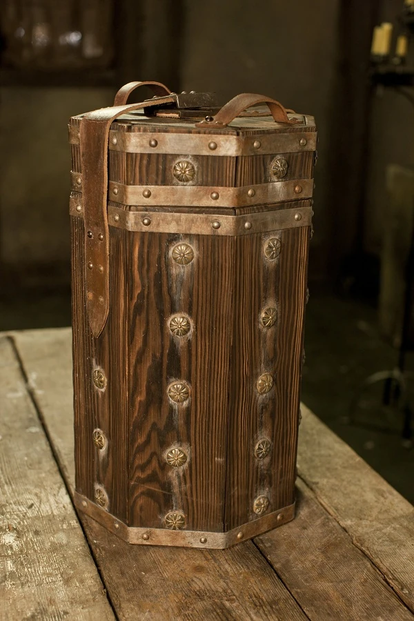 Lead Box | Merlin Wiki | Fandom