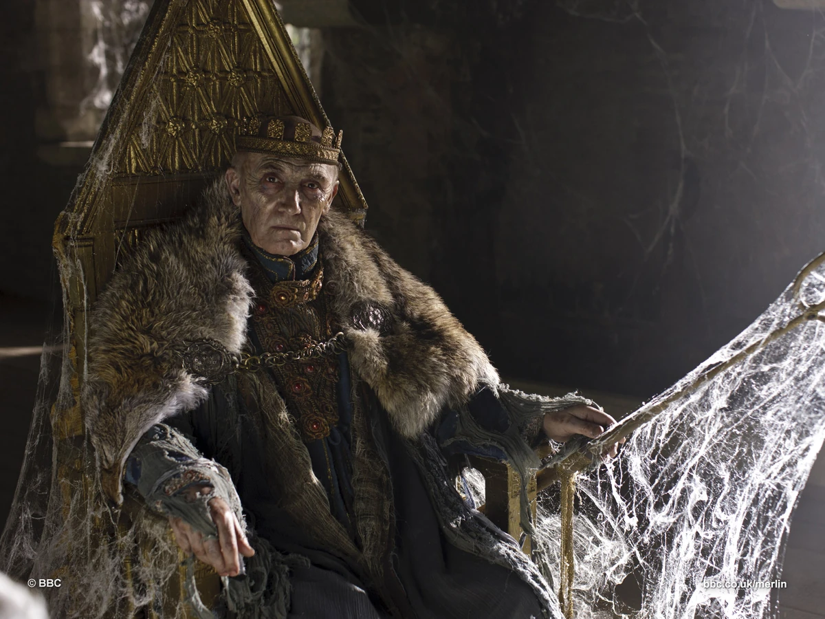 The Eye of the Phoenix | Merlin Wiki | Fandom