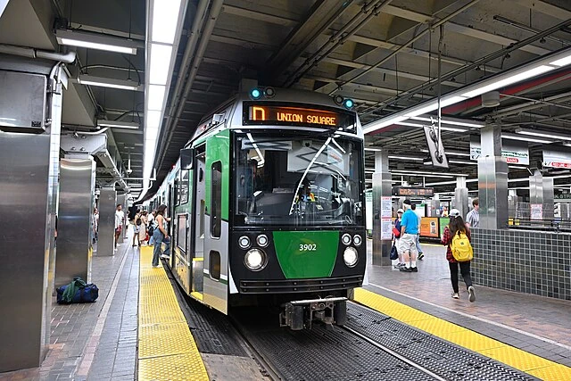 Type 9 LRV (Boston T) | Metro Trains Database Wiki | Fandom