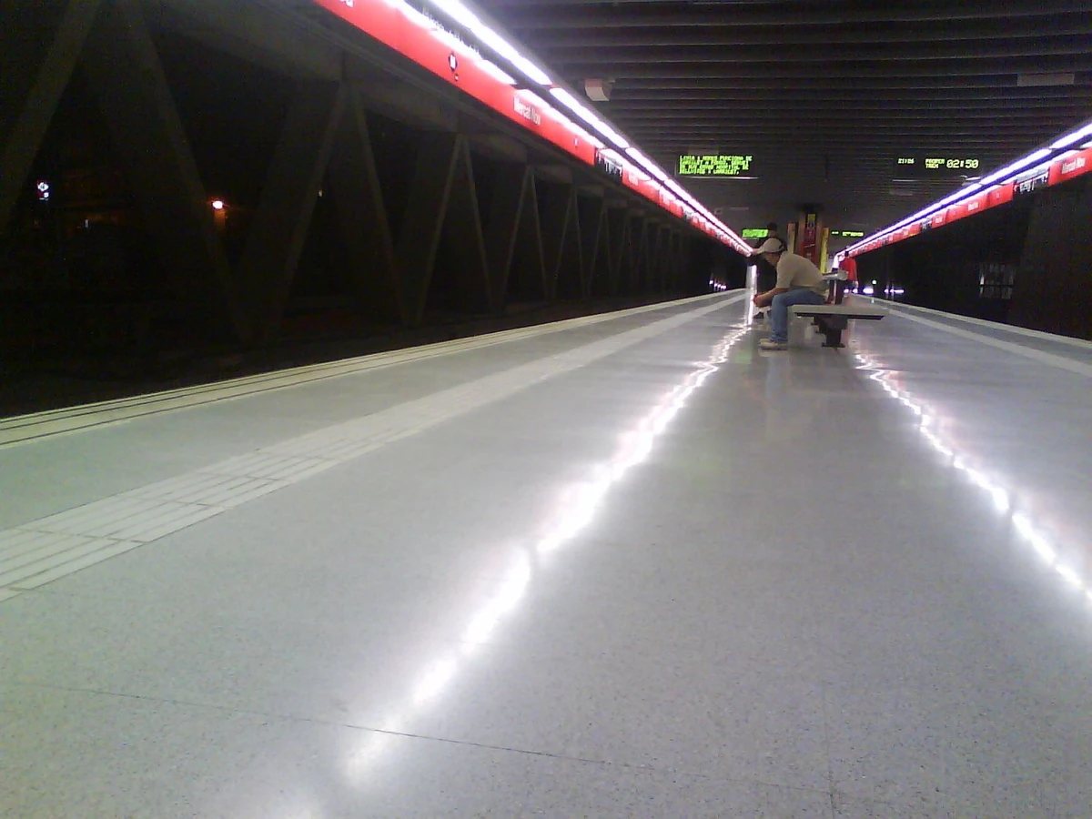 Mercat Nou | Wiki Metro de Barcelona | Fandom