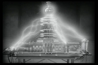 TRANSFORMATION MARIA | Metropolis film Wiki | Fandom