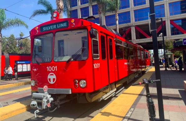 Silver Line | Metropolitan Transit System Wiki | Fandom