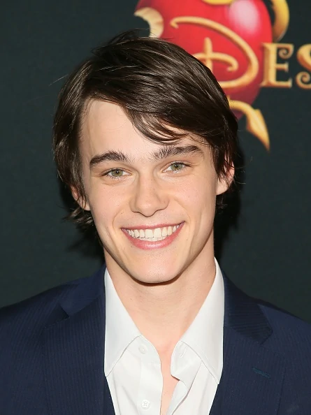 Mitchell Hope | Wiki Meu Universo de Filmes & Séries | Fandom