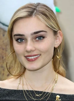 Meg Donnelly | Wiki Meu Universo de Filmes & Séries | Fandom