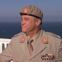 Brad Whitaker | Wiki Agente 007 | Fandom