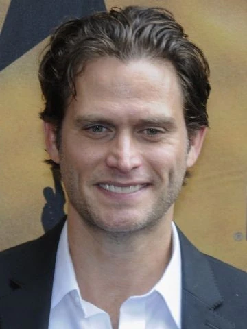 Steven Pasquale | Michael Connelly Wiki | Fandom