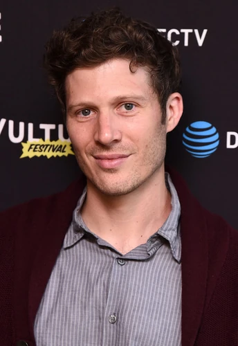 Zach Gilford | Midnight Mass Wiki | Fandom