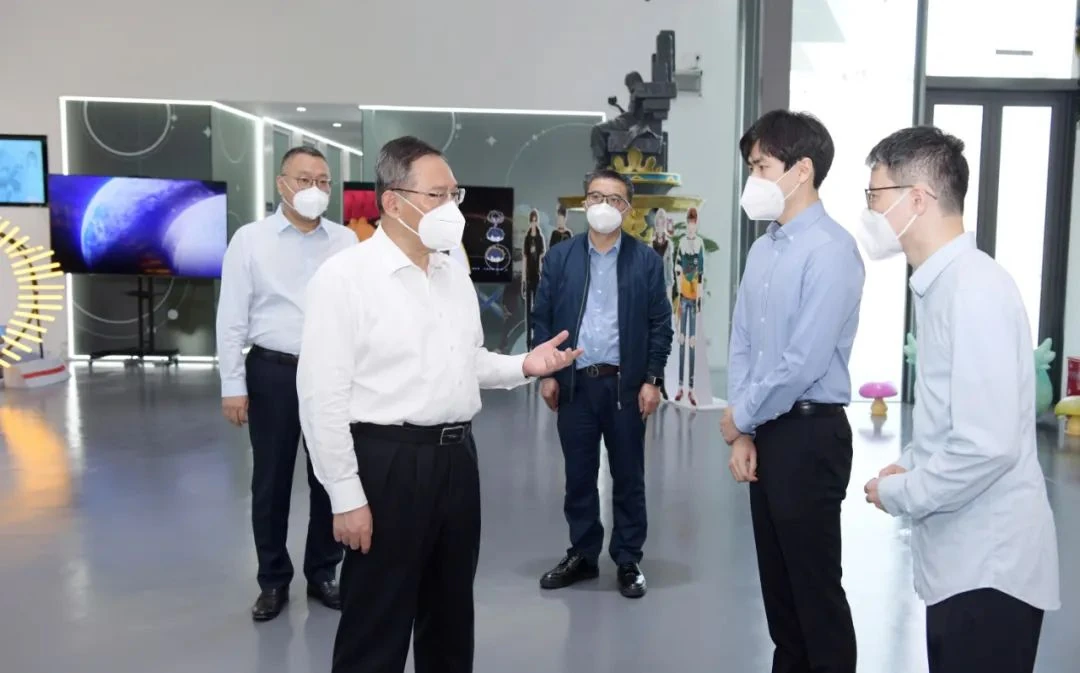 Secretary Li Qiang Visits miHoYo | MiHoYo Wiki | Fandom