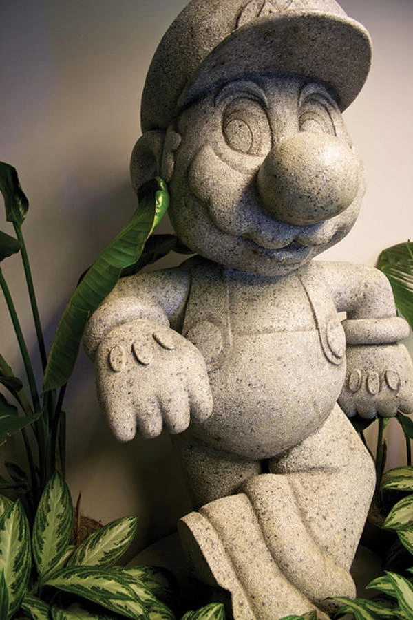 Mario (Fountain Statue) | Mike Emil Game and video Wiki | Fandom
