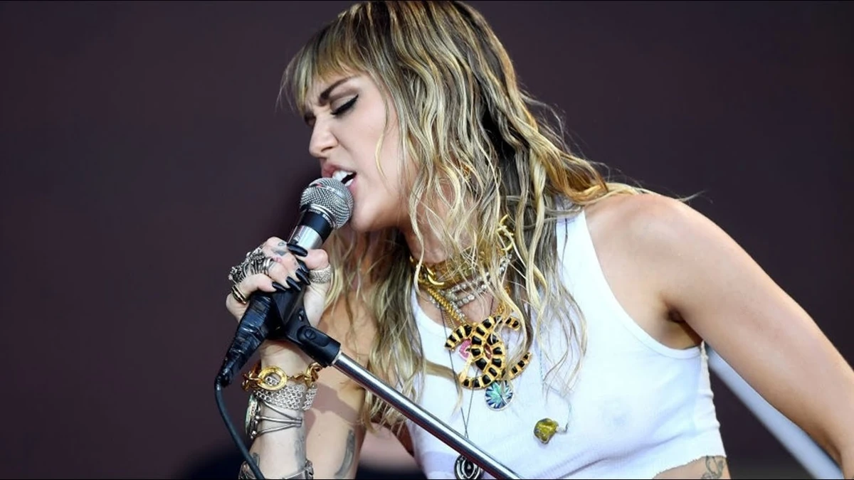Back to Black | Miley Cyrus Wiki | Fandom