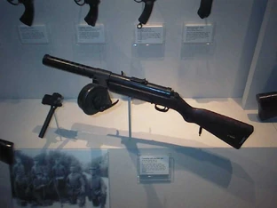 Schmeisser MP-28 | Military Wiki | Fandom