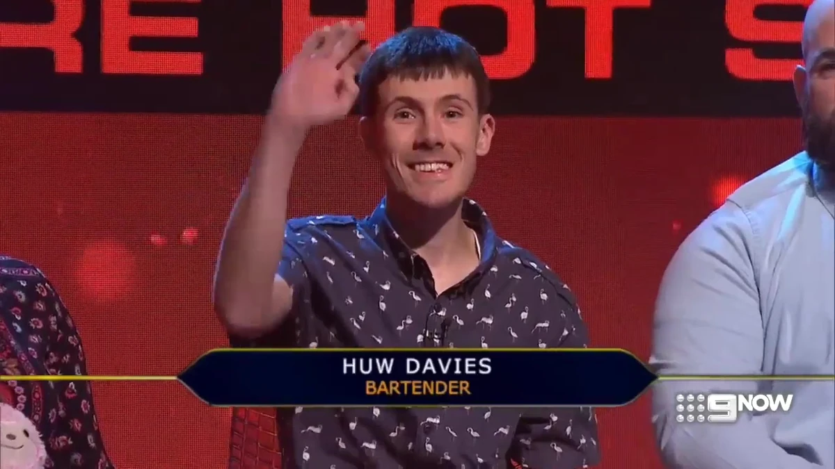 Huw Davies | Who Wants To Be A Millionaire Wiki | Fandom