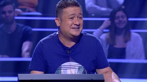 Secun de la Rosa | Who Wants To Be A Millionaire Wiki | Fandom