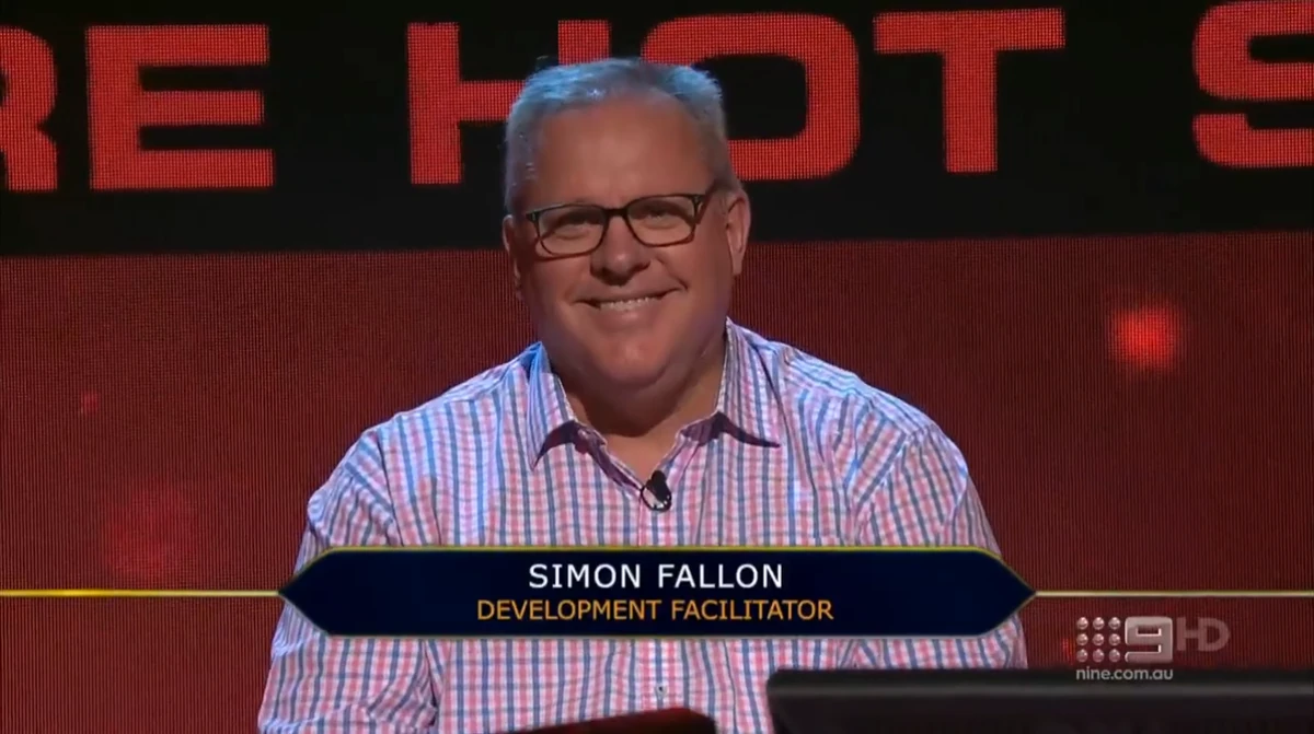Simon Fallon | Who Wants To Be A Millionaire Wiki | Fandom