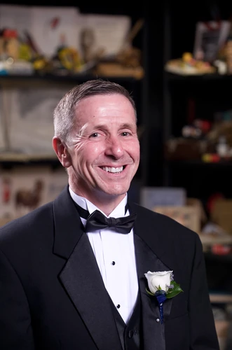 Warren Phillips | Who Wants To Be A Millionaire Wiki | Fandom