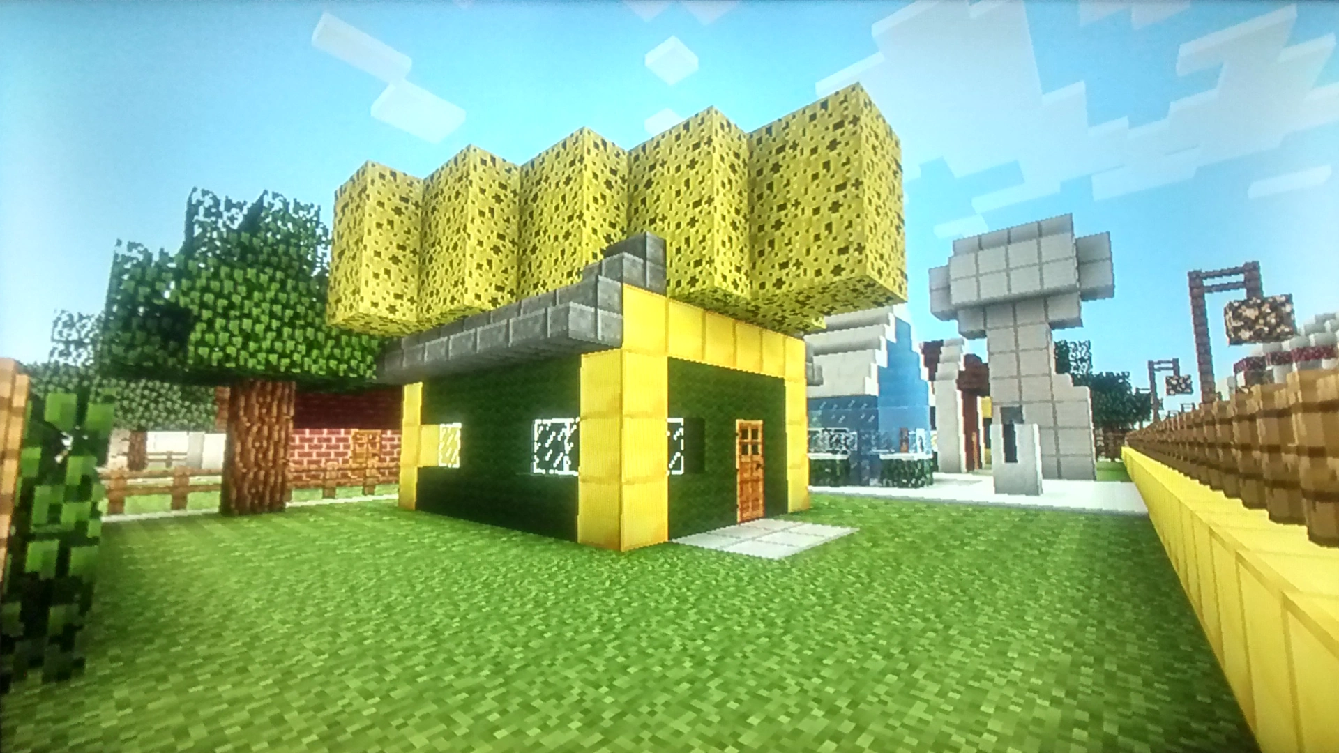 Golden House In Minecraft