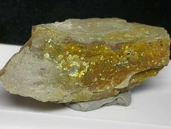 Abernathyite | Mineralogy Wiki | Fandom