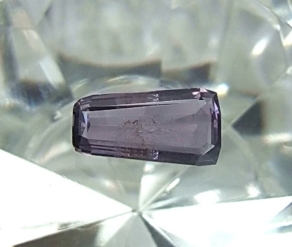 Taaffeit | Minerały Wiki | Fandom