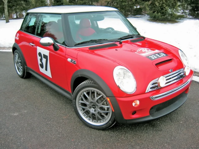 MINI Cooper S MC40 | Mini Wiki | Fandom