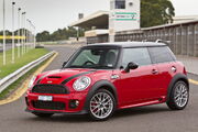 OEM Wheels and Tires | Mini Wiki | Fandom